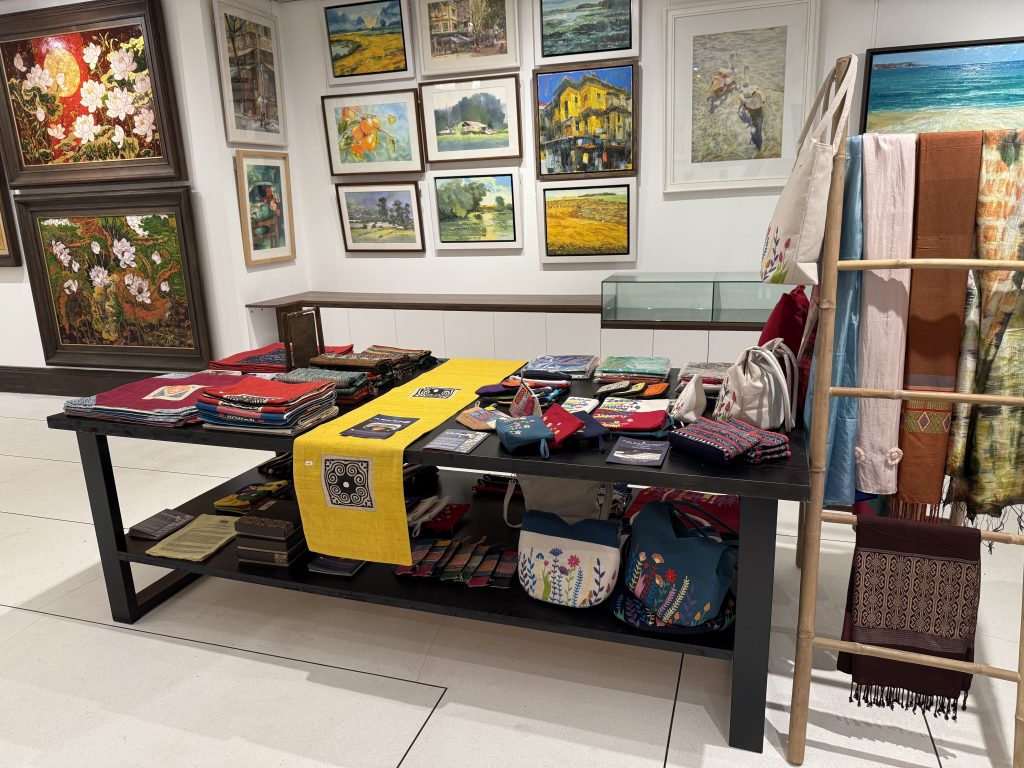 Nguyen Art JW Marriott Phu Quoc - Nguyen Art Gallery